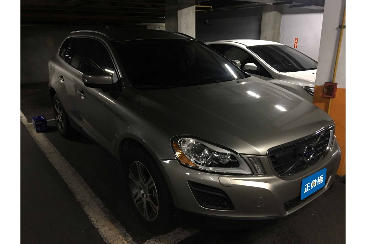 【台北】VOLVO富豪 XC60 T5 R-Design 汽油版 2011年 汽車電瓶 原廠 VOLVO AGM 70AH 760A(EN ...